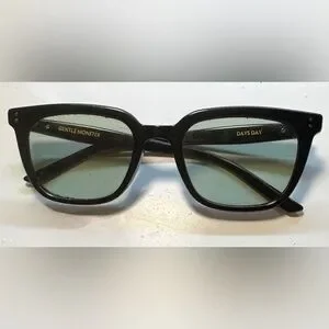 GENTLE MONSTER | Accessories | Gentle Monster Days Day Black Acetate ...